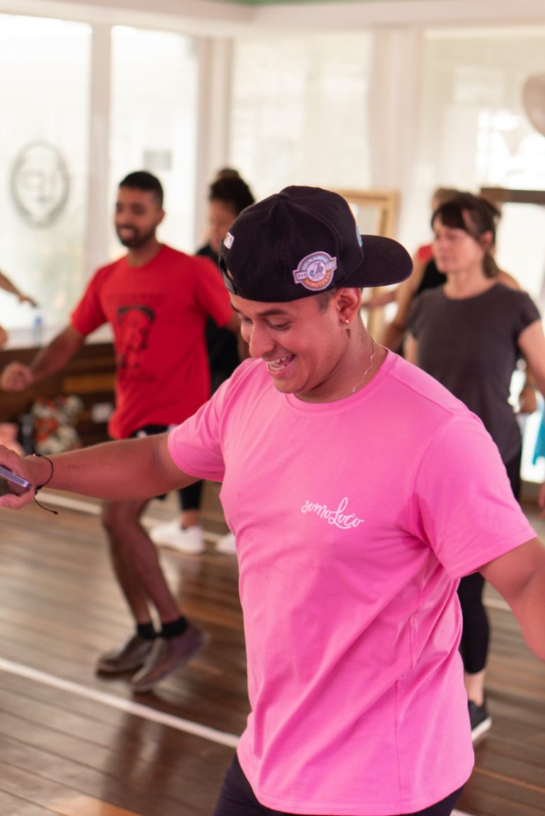 Somoloco | Group & Private Salsa, Bachata Immersions